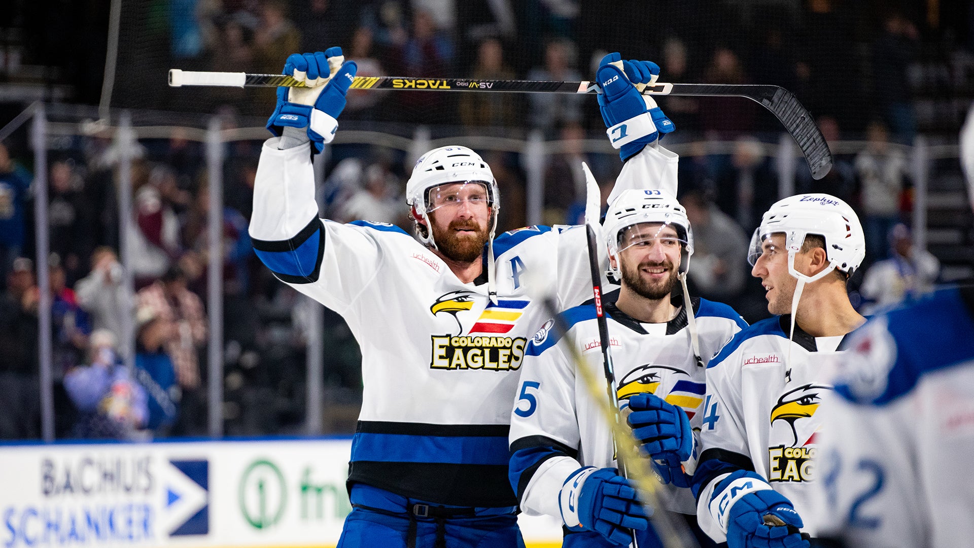 Hunt Nets Two Goals in Eagles 4-2 Victory over Tucson | Colorado Eagles